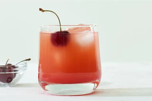 Ocean Spray® Recipes: Razzle Dazzle Ruby Cranberry Dish Guide